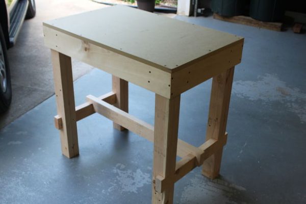 6 Small Workbench Ideas (Space-Saving DIY Plans) | Saws on Skates®
