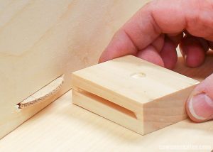 How to Attach a Table Top to a Base (The Right Way) | Saws on Skates®