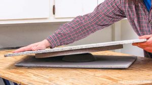 How to Make a DIY Spray Paint Turntable (Free Plans) | Saws on Skates®