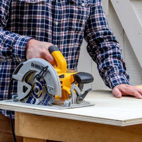 How to Change a Circular Saw Blade (+ Blade Direction) | Saws on Skates®