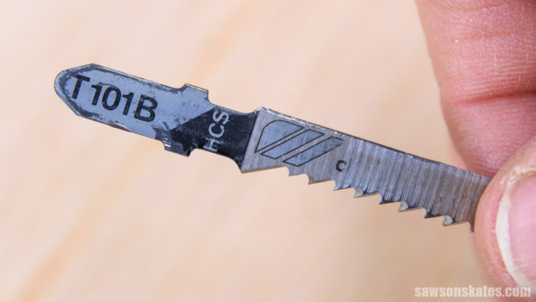 Jigsaw vs Circular Saw (Differences, Uses & Which to Buy) | Saws on Skates®