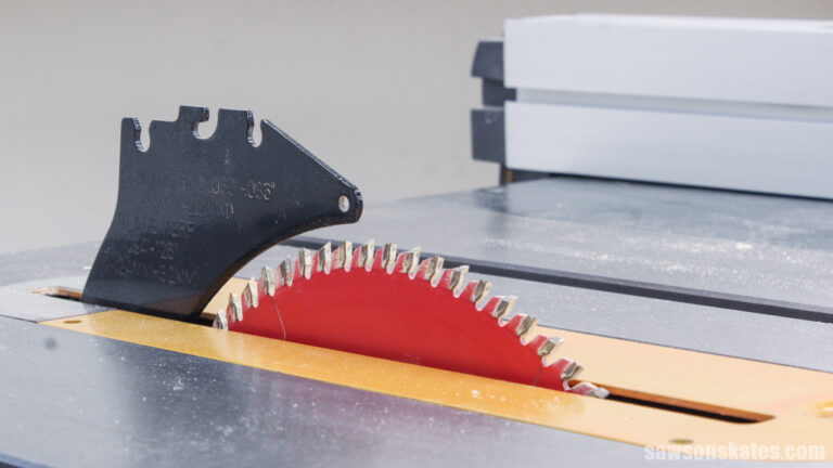 Table Saw Kickback (Cause, Injuries & How to Avoid It) | Saws on Skates®
