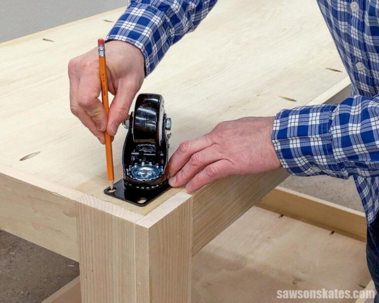 DIY Workshop Utility Cart (Only 3 Tools) | Saws on Skates®