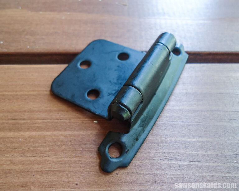 DIY Outdoor Enclosed Plant Stand (Stylish & Critter-Proof!) | Saws on ...