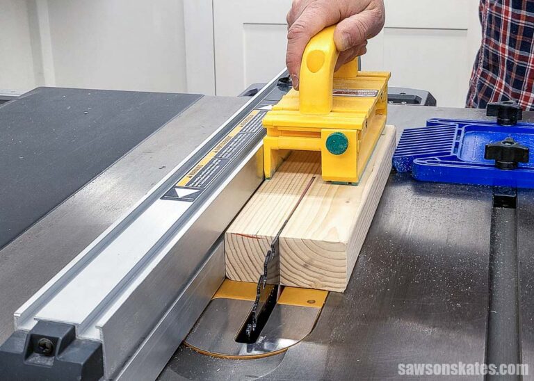 How to Cut 2×4s Lengthwise (With a Table Saw) | Saws on Skates®