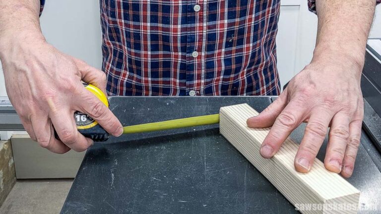 How to Cut 2×4s Lengthwise (With a Table Saw) | Saws on Skates®