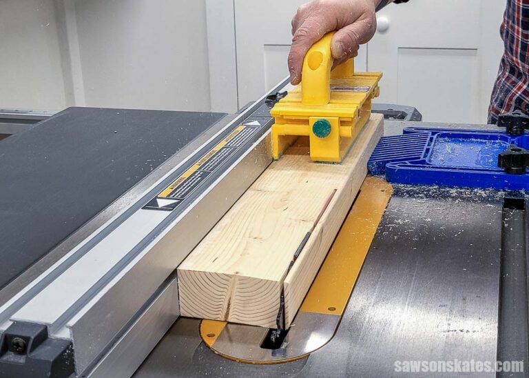 How to Cut 2×4s Lengthwise (With a Table Saw) | Saws on Skates®