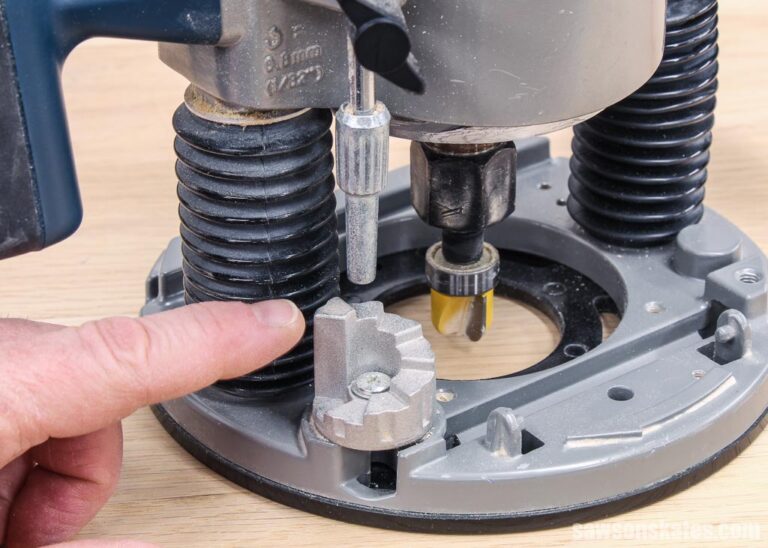 Plunge Router vs Fixed-Base (Which is Right for You?) | Saws on Skates®