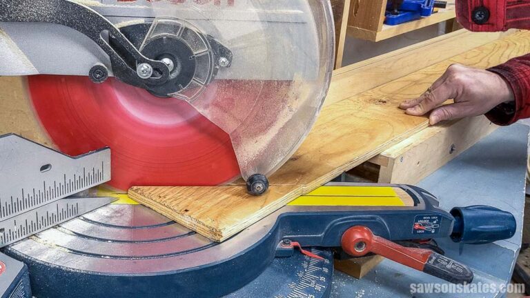 DIY Gingerbread House Yard Decoration | Saws on Skates®