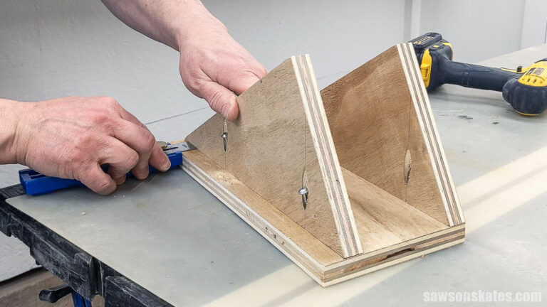 DIY French Cleat Circular Saw Holder | Saws on Skates®