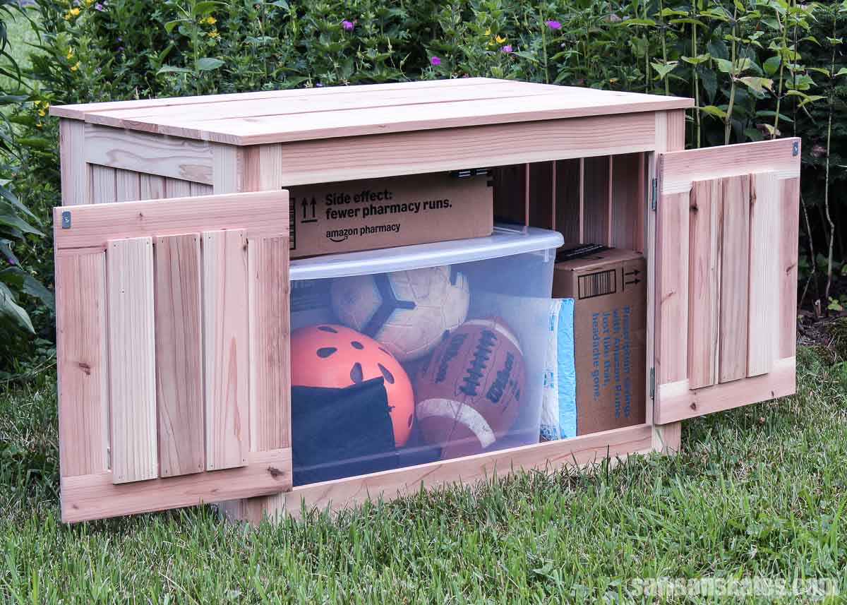 diy-outdoor-storage-box-with-doors-3 - Saws on Skates