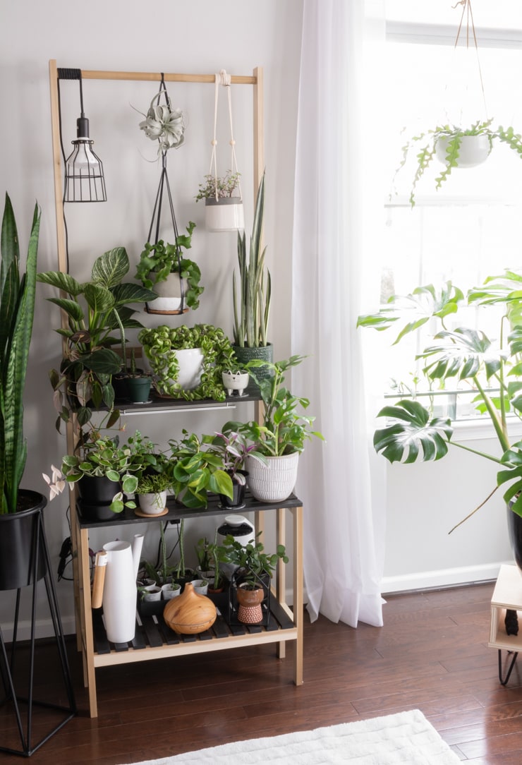 29 DIY Plant Stand Ideas for Your Porch, Patio, and Garden